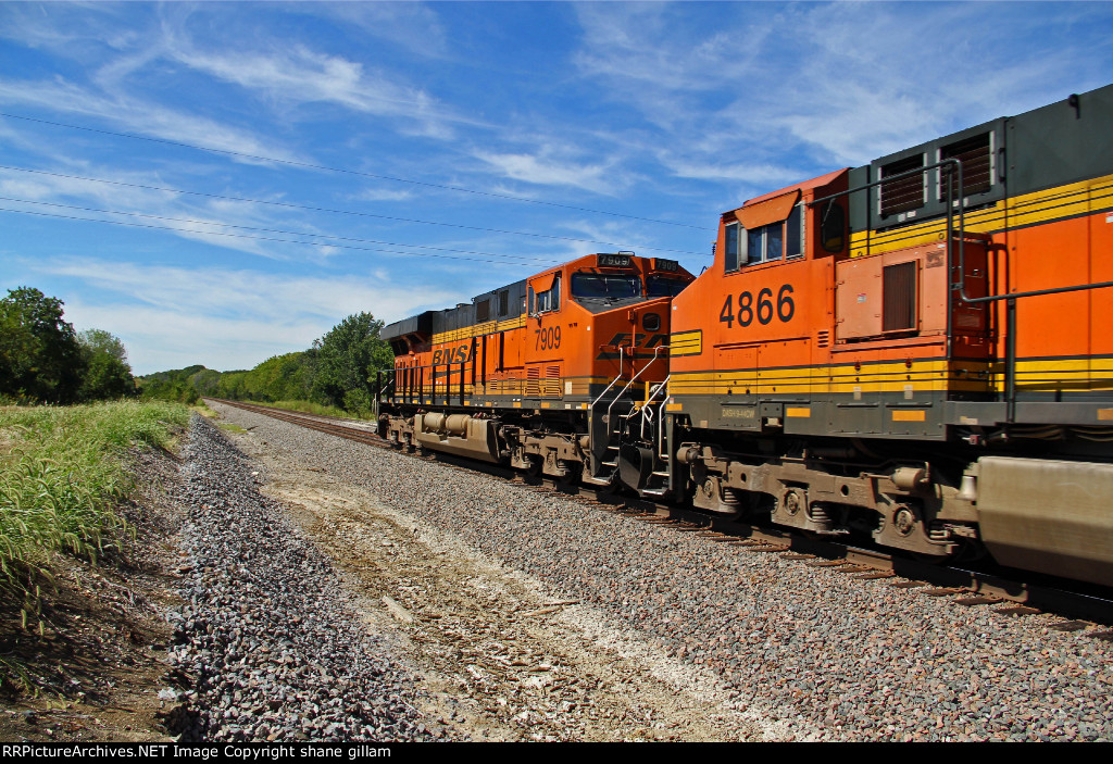 BNSF 7909